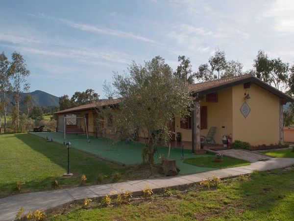 Agriturismo Monte Majore a Siliqua - prezzi 2026 | VacanzeAnimali
